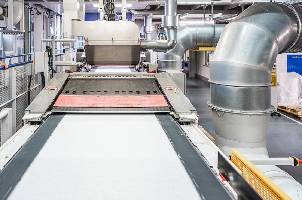 Germany's Reifenhauser presents RF5 XHL tech for nonwovens at Index23